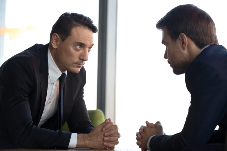 10 Tips On How To Convince Someone's Mind, According to Psychologists ...